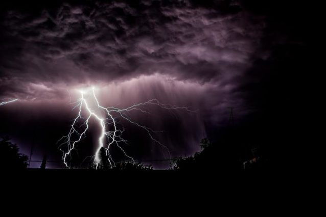 Consejos para fotografiar rayos y tormentas impresionantes - Foto24