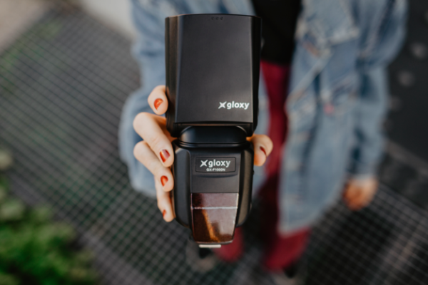 Gloxy GX-F1000 a la altura de los mejores flashes - Foto24